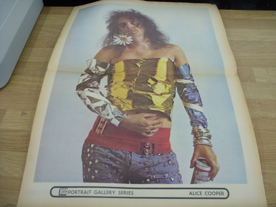 DISC Music Newspaper SEPT 30, 1972 - inc ALICE COOPER POSTER & FEATURE ...