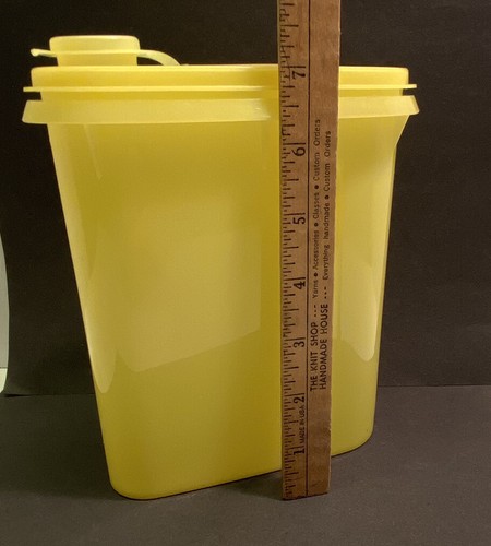 Vintage Tupperware 1 Qt 792 Juice Pitcher Yellow Flip Top Lid Beverage ...