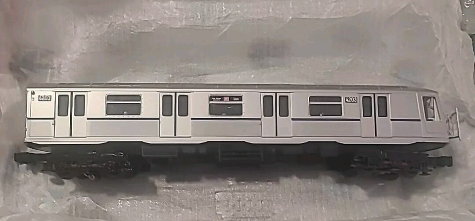 MTH O Scale NYC R40 F Train Subway Car unpowered Passenger car #4203 | eBay