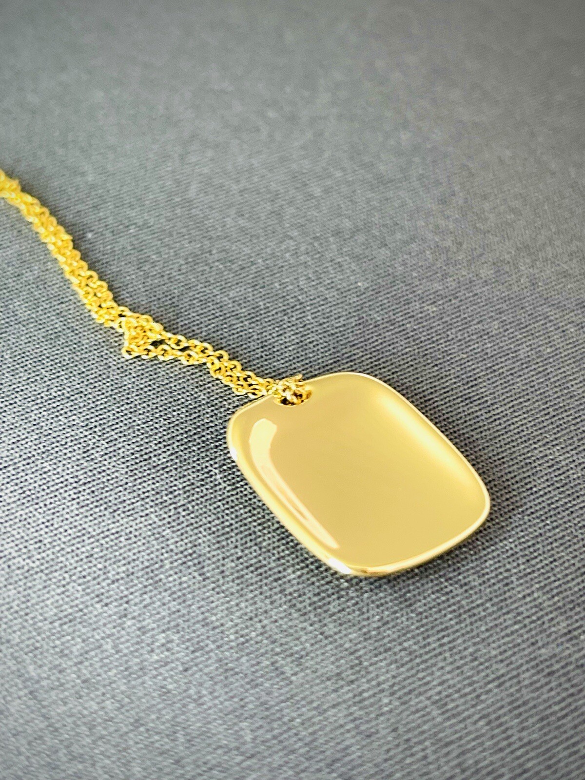 Rare Tiffany & Co. Rectangular Disc Pendant Peretti 18k Yellow Gold ...