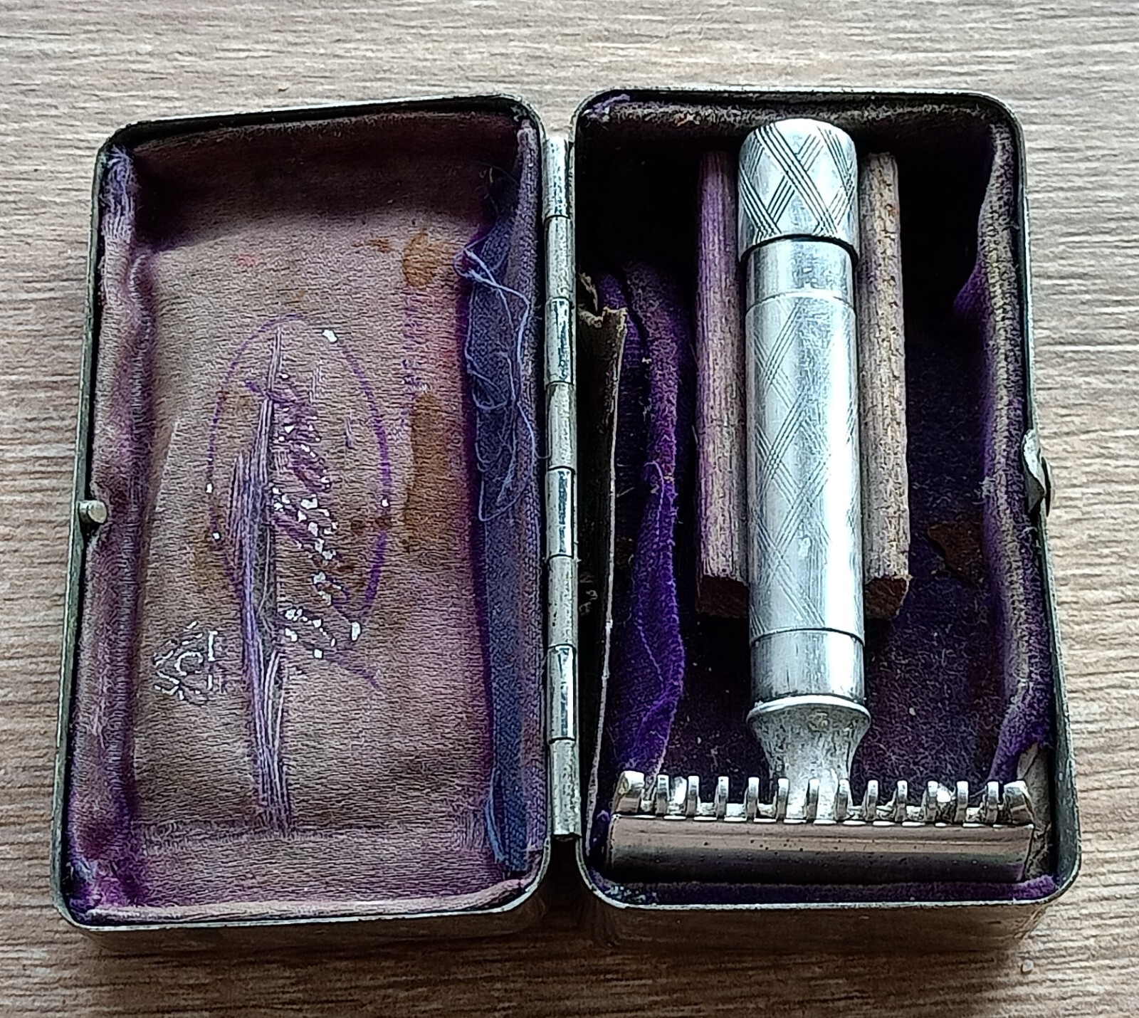 WW2 GERMANY SOLDIERS SAFETY RAZOR ROTBART +BOX RARE | eBay