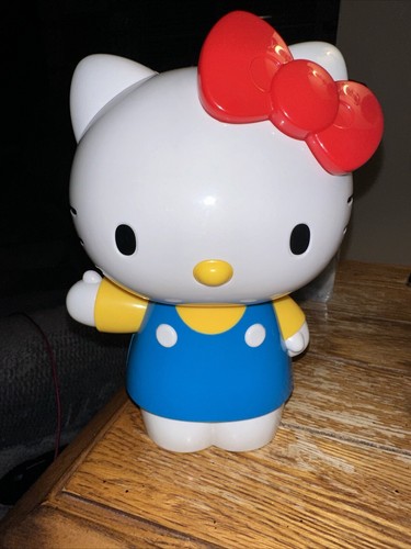 Hello Kitty Sanrio 7.75" Hawaiian Hula Dancing Figure Battery Operated ...