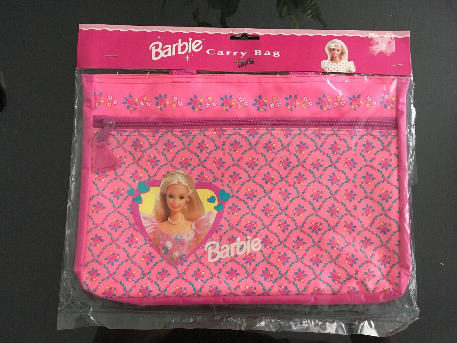 MATTEL BARBIE ~!~ BARBIE CARRY BAG 40 X 30cm BNIB-NRFP ~!~ FOR YOUR ...