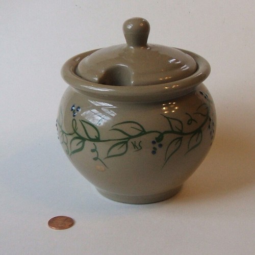 Hartstone USA Stoneware Honey Pot Green Vine Blue Berries | eBay