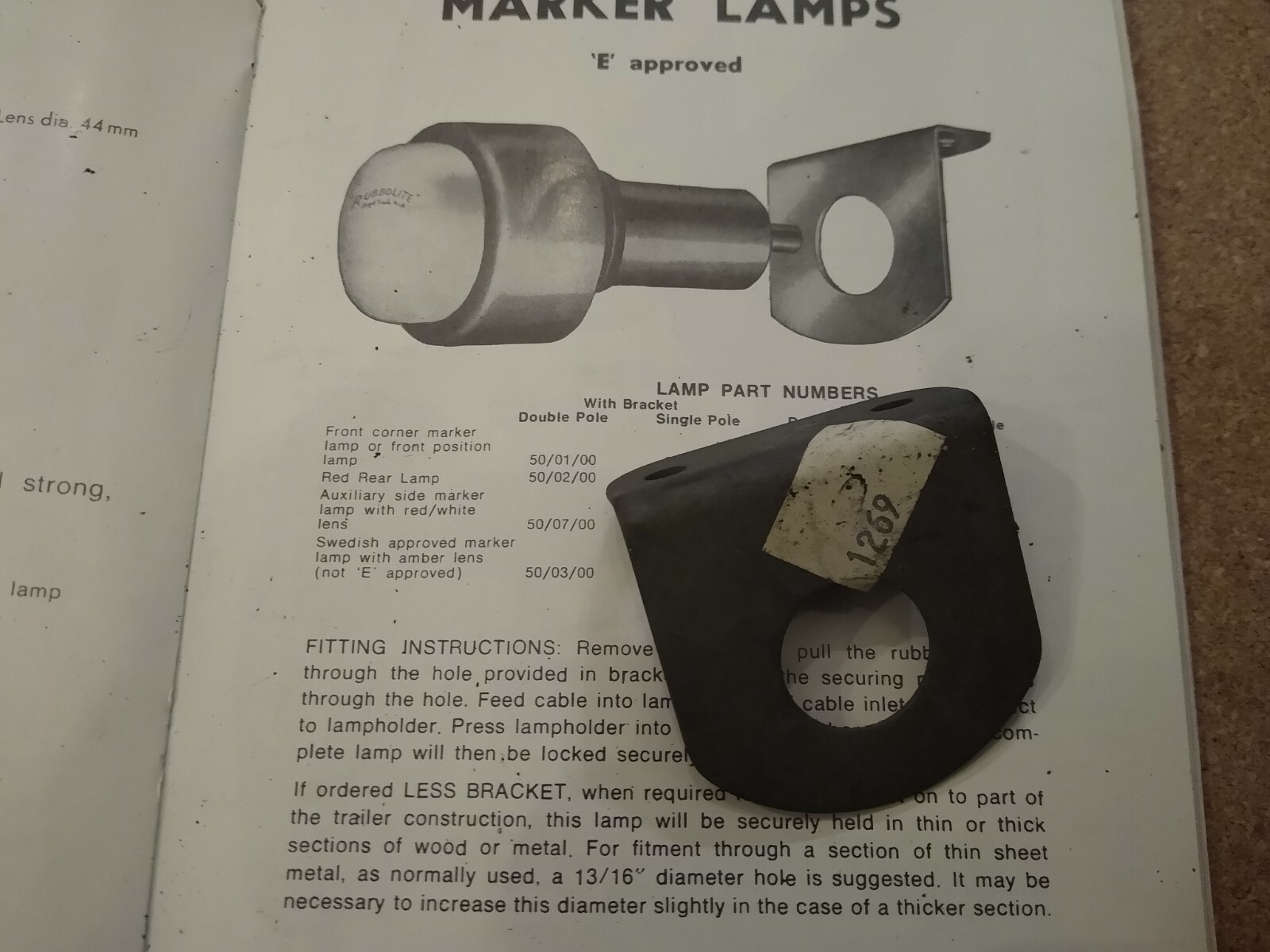 RUBBOLITE MODEL 50 MARKER LAMP UNIT MOUNTING BRACKET / PLATE - No. 1269 ...