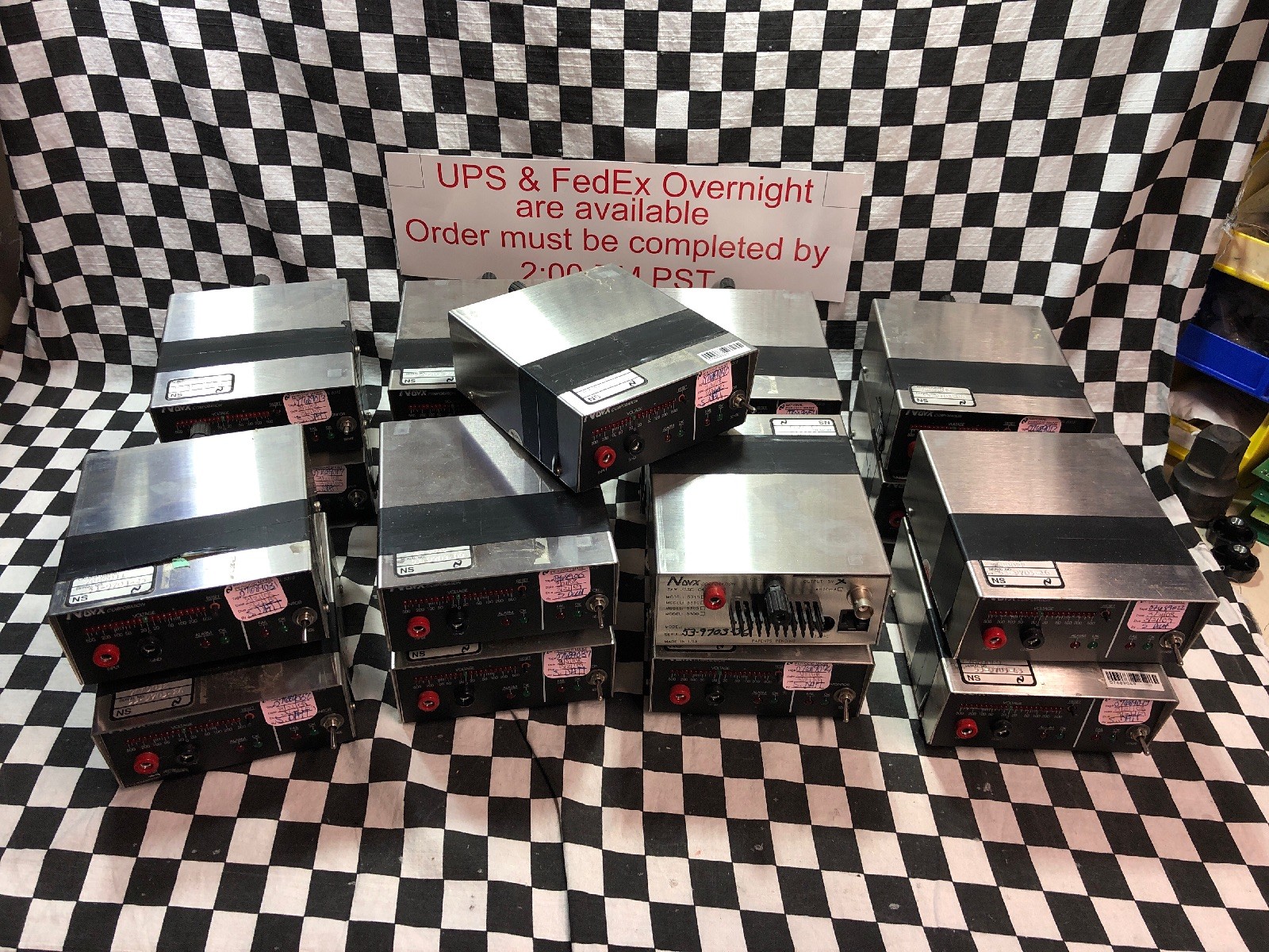 Lot Of 17, NOVX WORKSTATION EQUIPMENT ESD MONITOR, MODEL 5315 ...