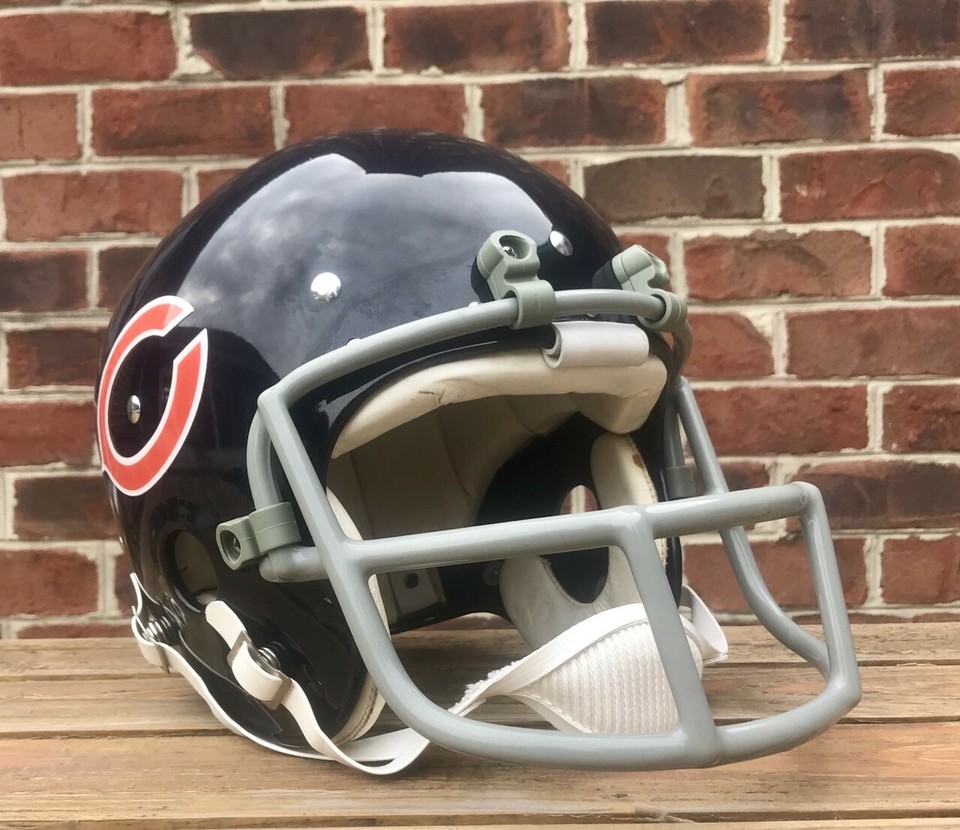 Walter Payton Vintage WILSON 1970s Wilson F-2002 Chicago Bears Football ...