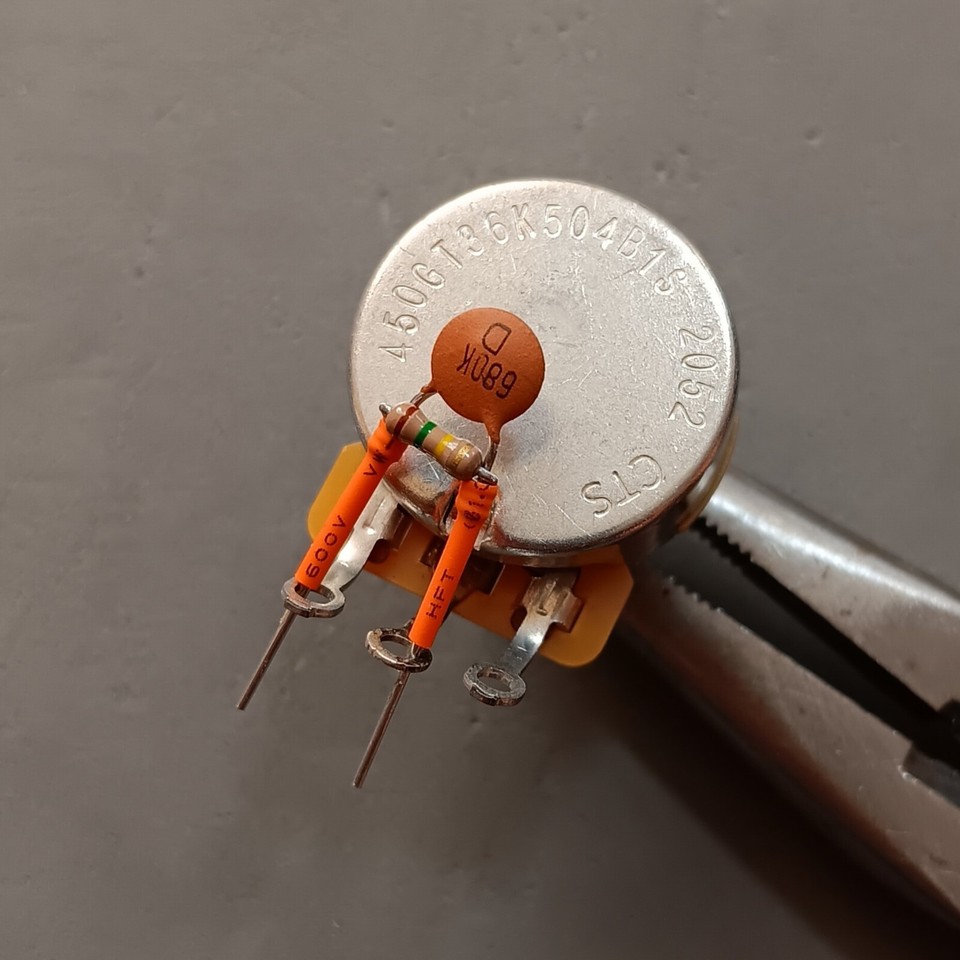 TREBLE BLEED "JS1945", 680pF ROEDERSTEIN German Ceramic cap, 150K RCD ...