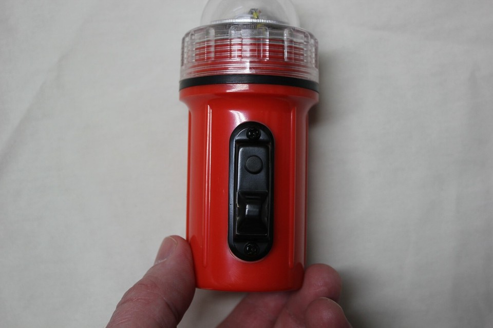 2 Emergency DISTRESS MARKER STROBE LIGHT New D cell 2 Flashing Lights ...