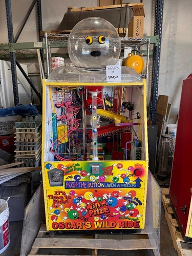 11 Used Oscar Wild Ride Gumball Vending Machines | eBay