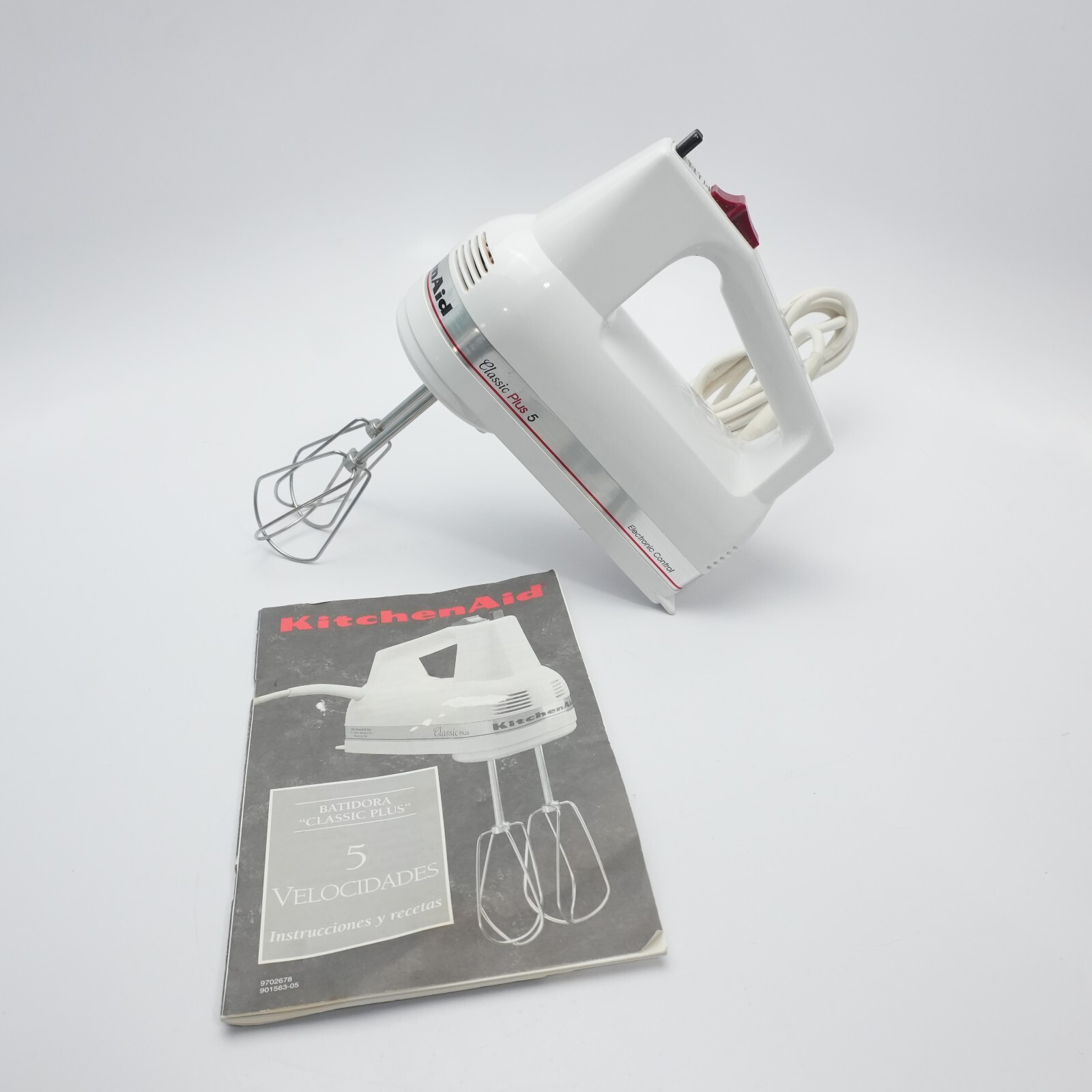 KitchenAid 5-Speed Ultra Power Hand Mixer White With 2 Beaters ...