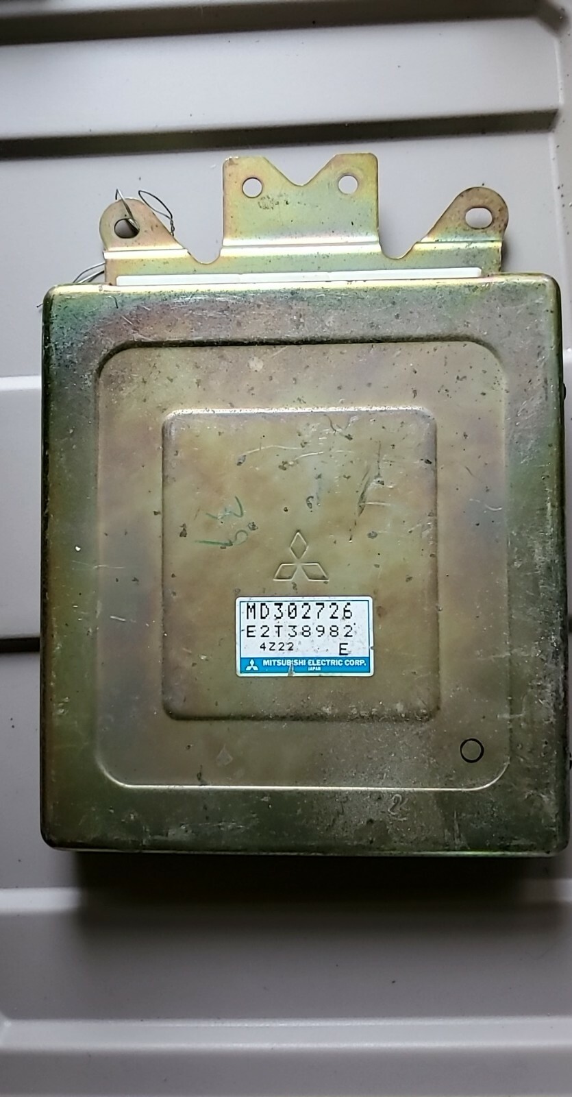 94-95 Colt Engine Computer ECM ECU MD302726 | eBay