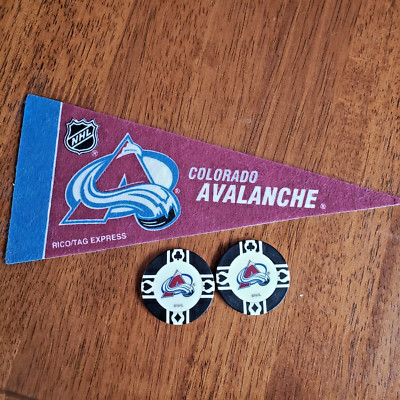 COLORADO AVALANCHE MINI PENNANT & 2 NHL CLAY POKER CHIPS | eBay