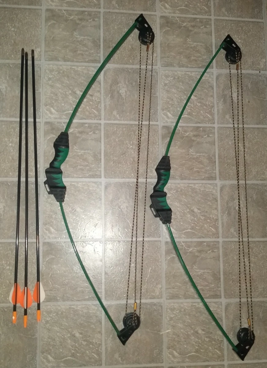 Recurve Bow Green Arrow