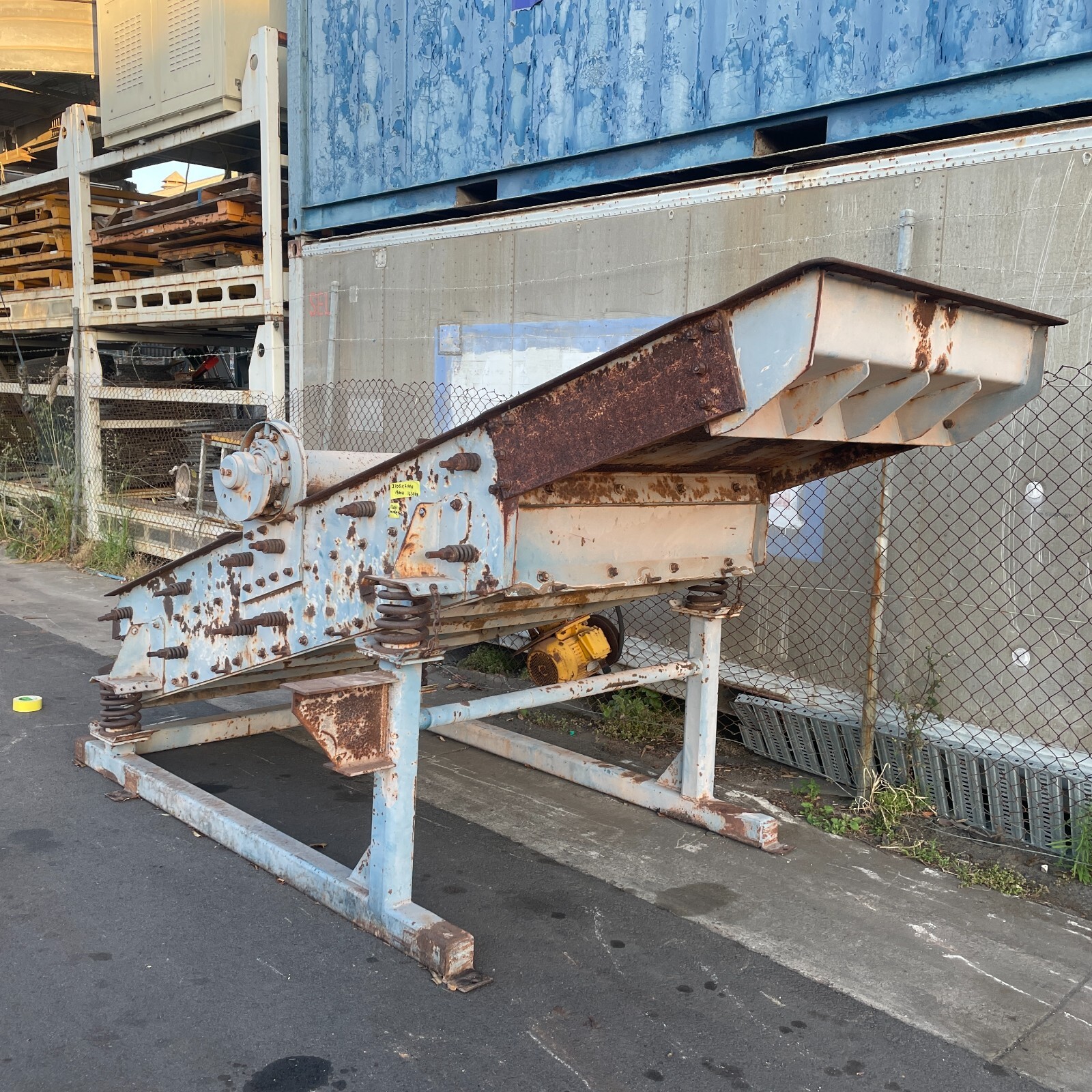 2500 x 1100mm Vibrating Screen exciter shaker vibrator quarry mine ...