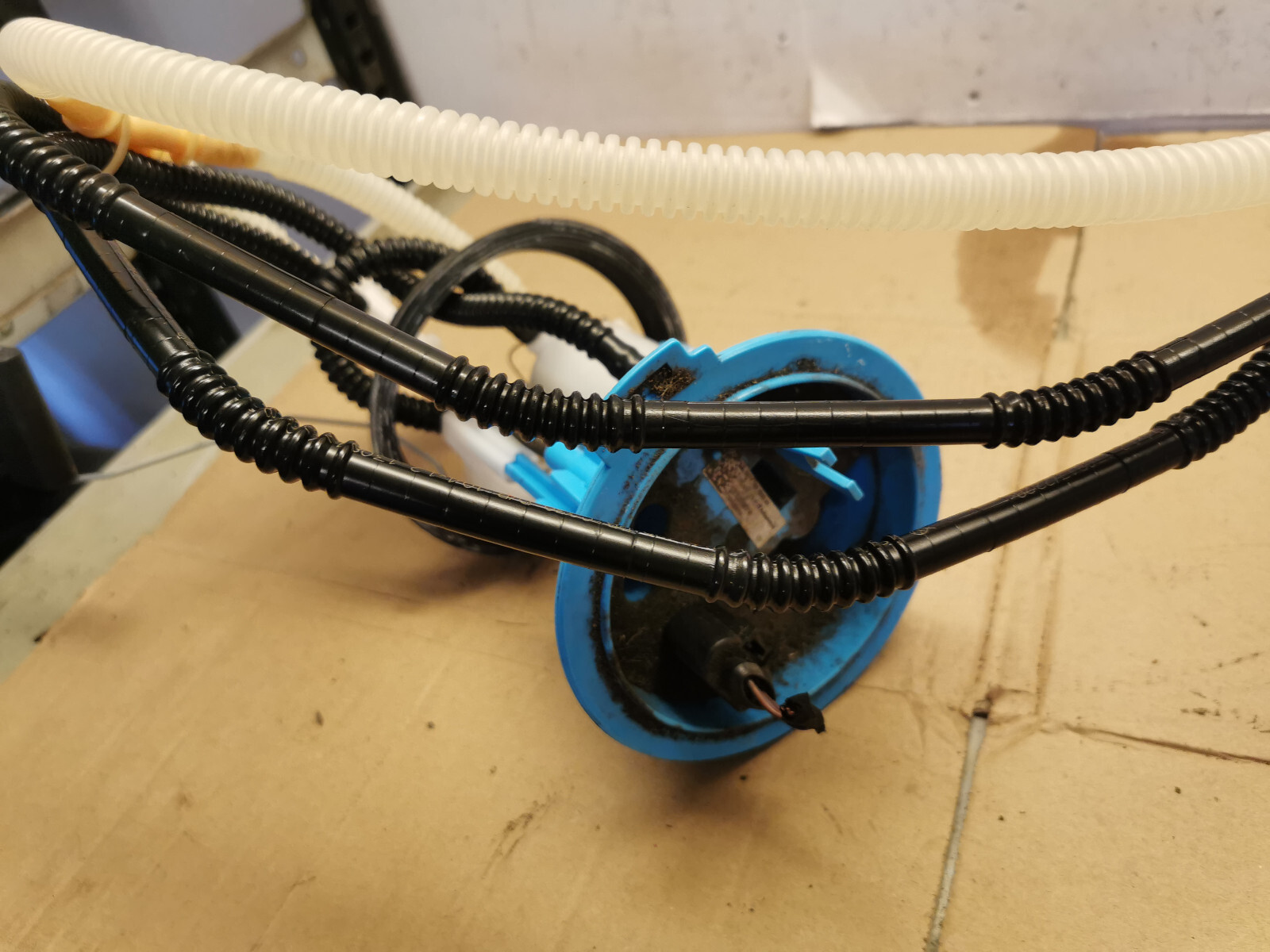 AUDI RSQ3 2.5 TFSI 2013 FUEL SENDER UNIT 5N0919109E for sale online | eBay