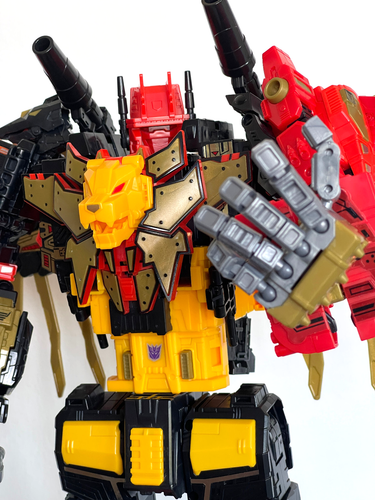 Transformers Power of the Primes WeiJiang version Titan Class Predaking ...