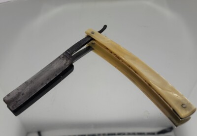 Vintage The J.R. Torrey Co Straight Razor Worcester Mass Pearl Handle ...