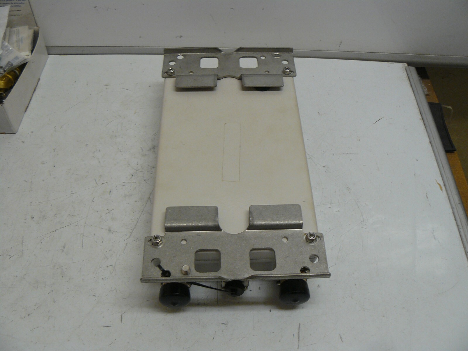 POWERWAVE TECHNOLOGIES LGP18607 RF AMPLIFIER TMA-DDD TWIN FB AISG 1850 ...