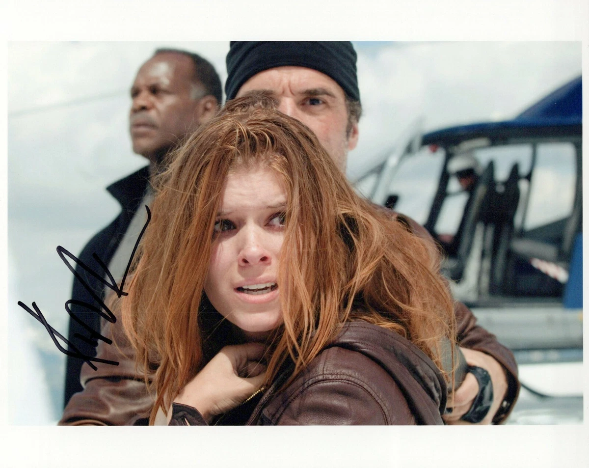 Kate Mara Shooter