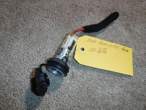 VW Volkswagen Power Outlet Assembly Socket Beetle CC Golf Jetta ...