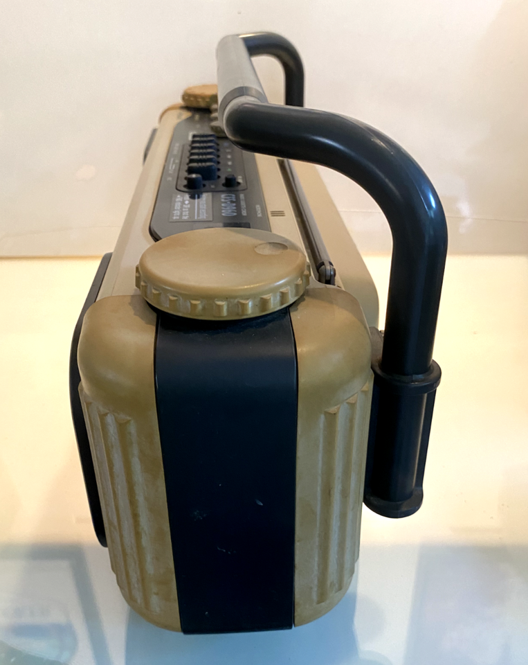 Sony CFS-D960 Outback Mega Bass Boombox, Portable AM/FM Radio, Cassette ...