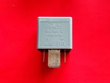 Two HELLA 12v Relays 4rd 960388-14 / 25530733 GM & Ford - Tested and ...