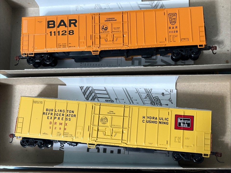 Athearn 5461-5470 - Miscellaneous 57’ Mechanical Reefers (Lot of 10 ...