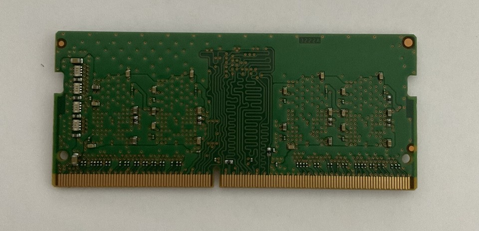 MTA4ATF1G64HZ-3G2E2 OEM MICRON LAPTOP MEMORY 8GB 1RX16 PC4-3200AA-SC0 ...