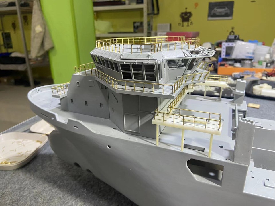 AHTS UT 712 1:100 800mm 31.5" RC Model Ship Kit | eBay