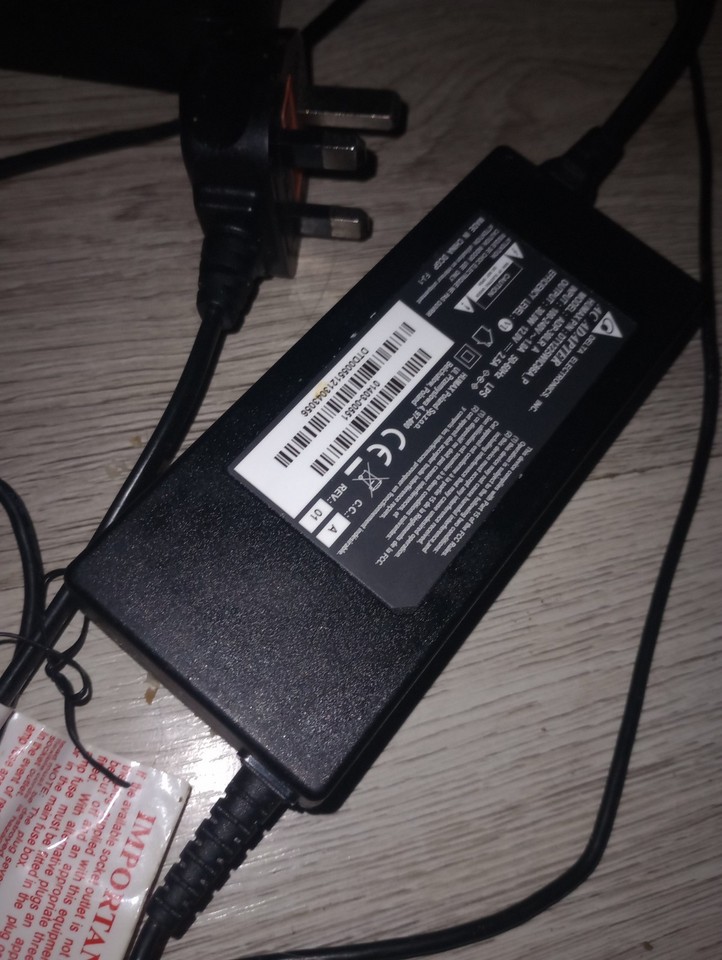 DCX960. Virgin Media V6 TiVo Box. ARRIS Ultra-HD TV Box, NO remote ...