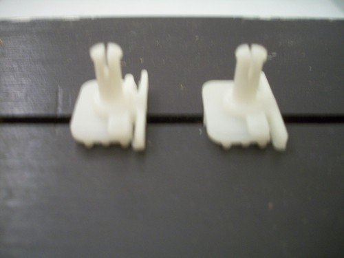 ELDON PAIR OF 1960’s 1/32 OR 1/24 SLOT CAR GUIDE BLADES / BRUSH FLAGS ...
