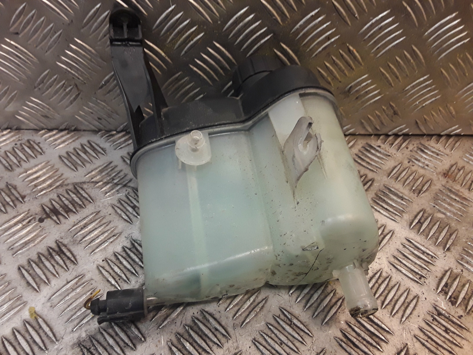 MERCEDES W169 Expansion Tank Coolant A B CLASS W169 W245 OEM 1695000049 ...