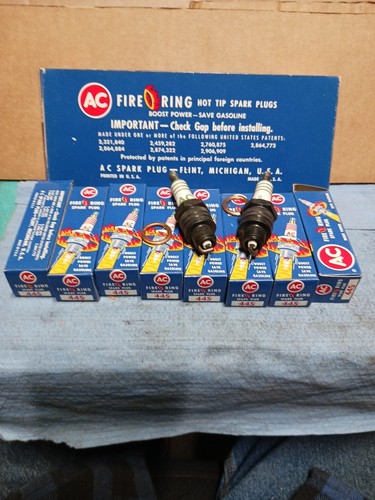 Nos Ac44s Green Ring Spark Plugs Fire Ring Gm Corvette Camero Chevrolet ...