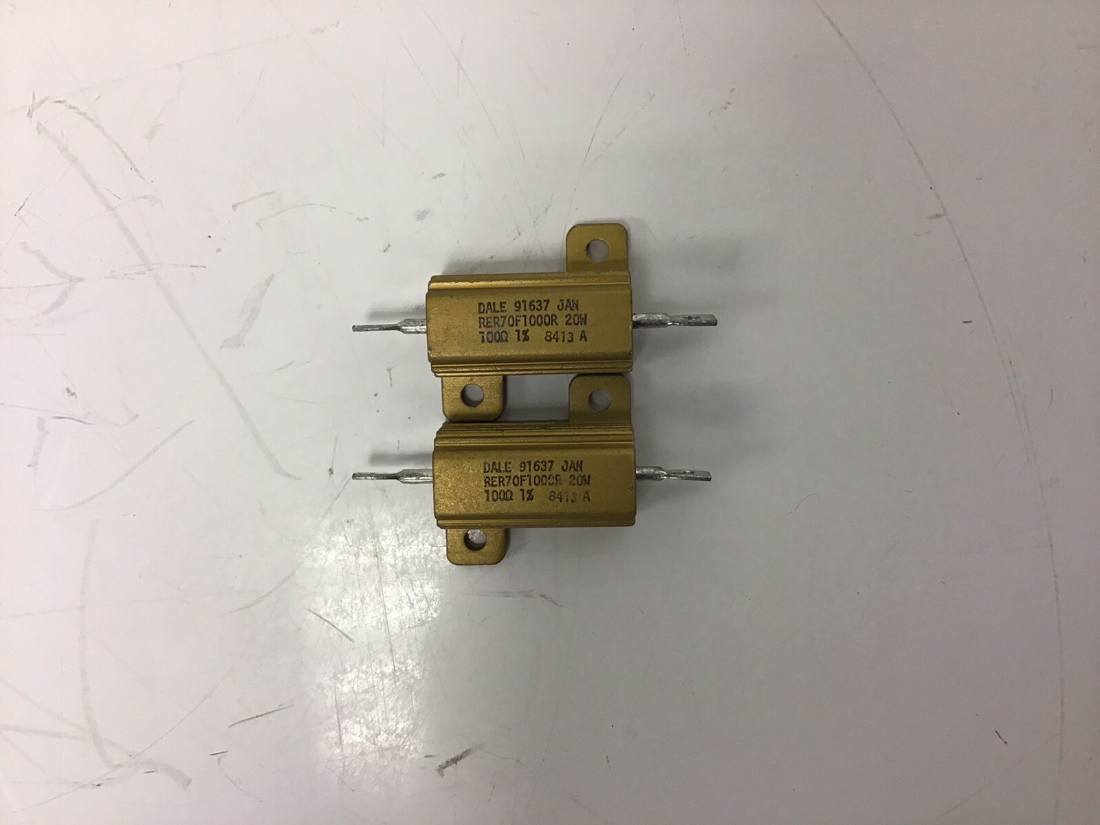 2 NEW Dale / Vishay RER70F1000R Mil-Spec Wirewound Resistors 100 OHM 1% ...