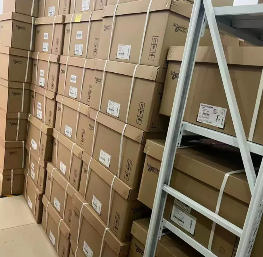 LR9F7375 LR9-F7375 (200-330A) thermal overload relay Schneider New #YY0 ...