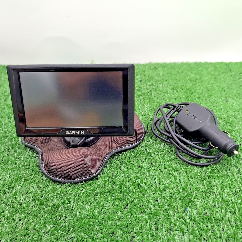 Garmin 145-01615-10 GPS Navigation System 5” Screen Charger and Holder ...