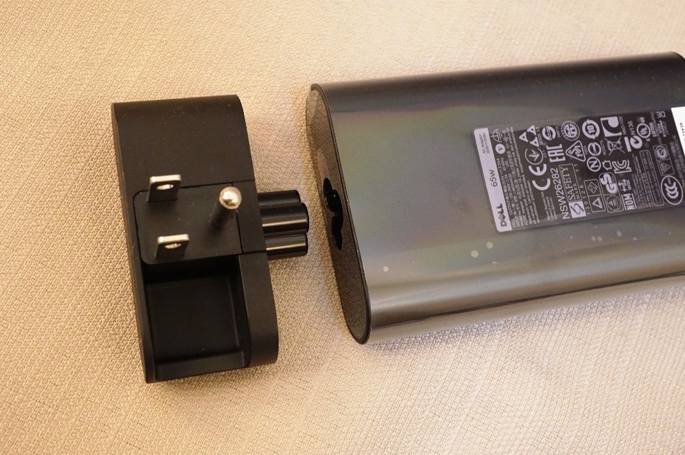 LOT 2 - Dell slim AC adapter travel wall plug V7K50 0V7K50 LA90PM130 ...