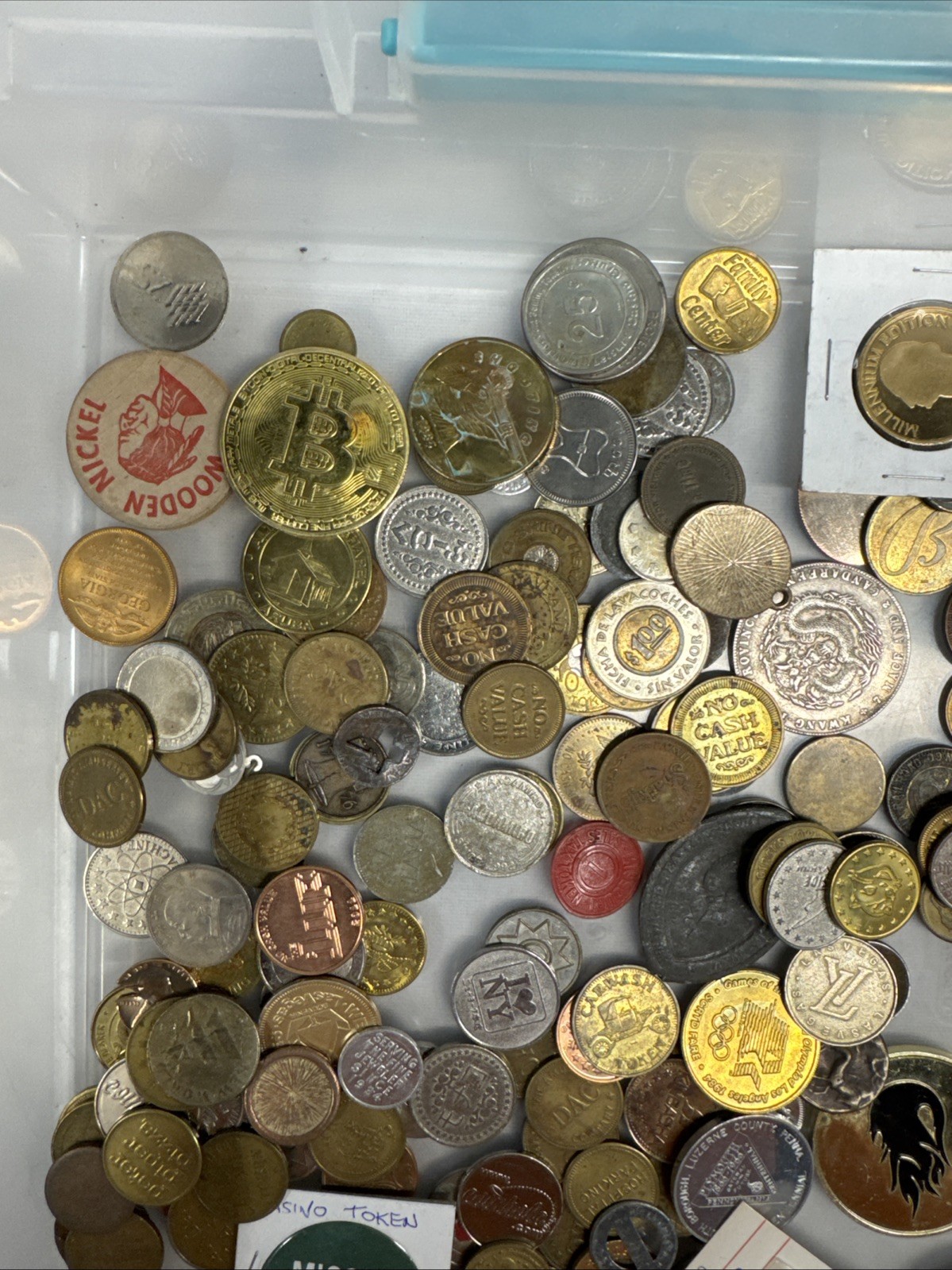 Token Medals Commemoratives Lot Of 2 Pounds Mixed Variety Exonumia Lot ...