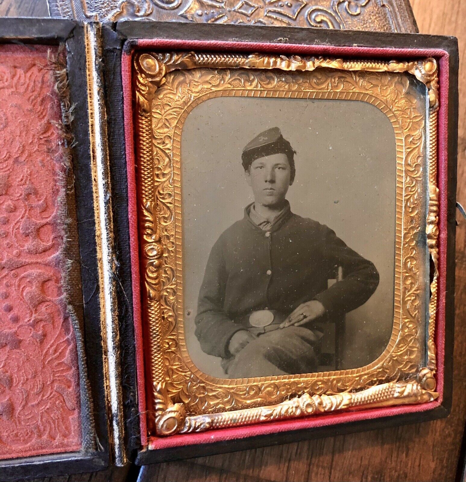 1860s photo, young civil war soldier, cased 1/6 tintype, US belt buckle ...