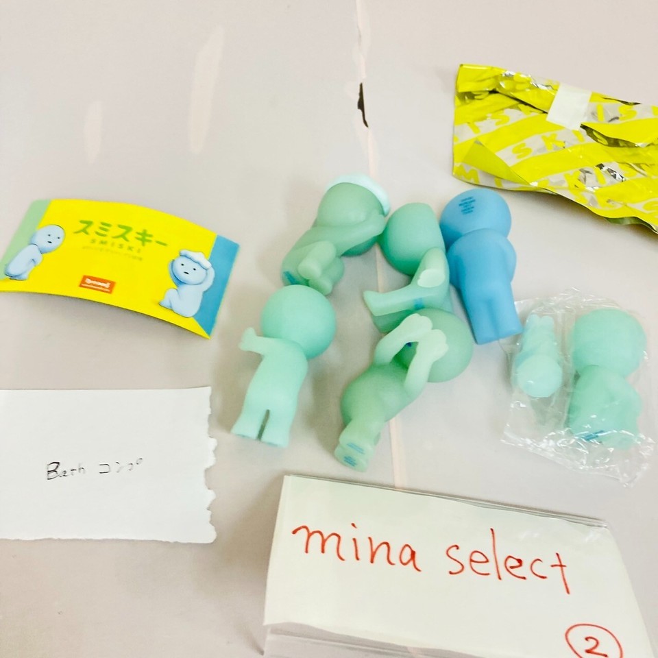 Dreams SMISKI Bath Series 6 Types Complete Set GLOW IN THE DARK Figure ...