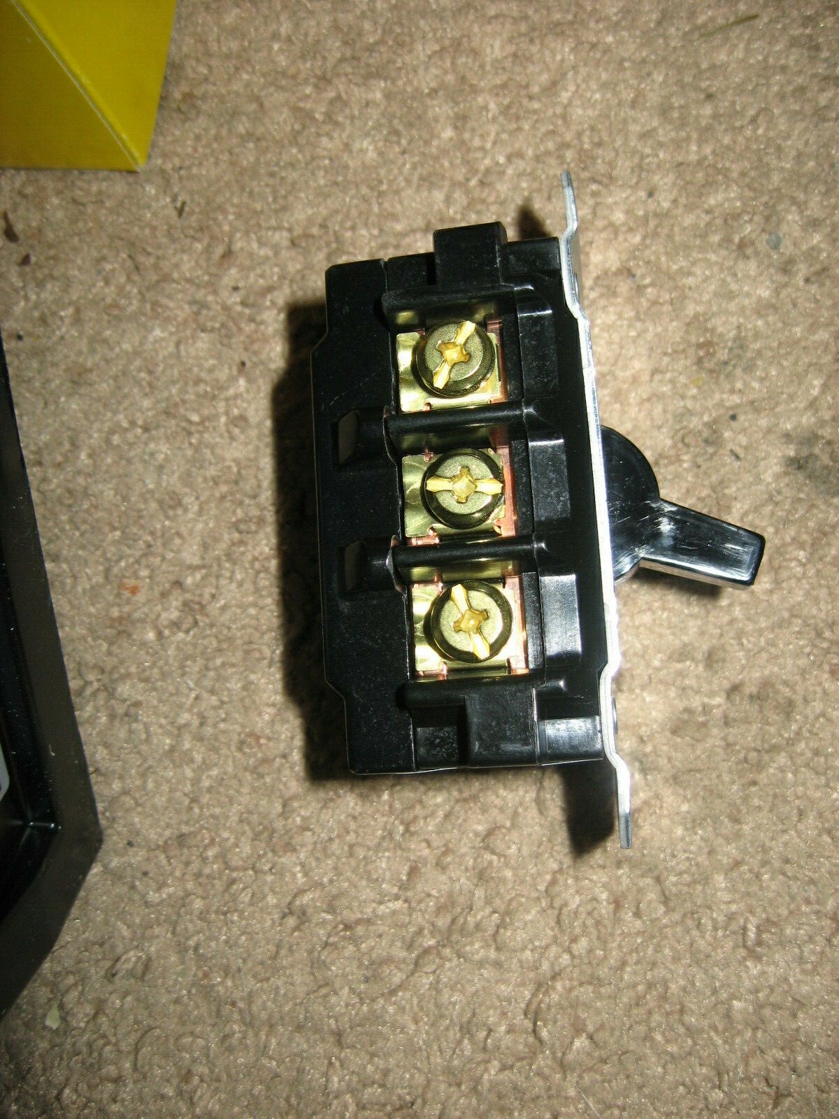 Hubbell Manual Motor Control Disconnect Switch HBL1389D 30 Amp 600 Volt ...