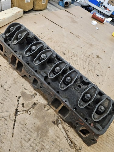 1967 SBC Small Block Chevy 327 Head 3890462 462. Dated I-20-6. One ...