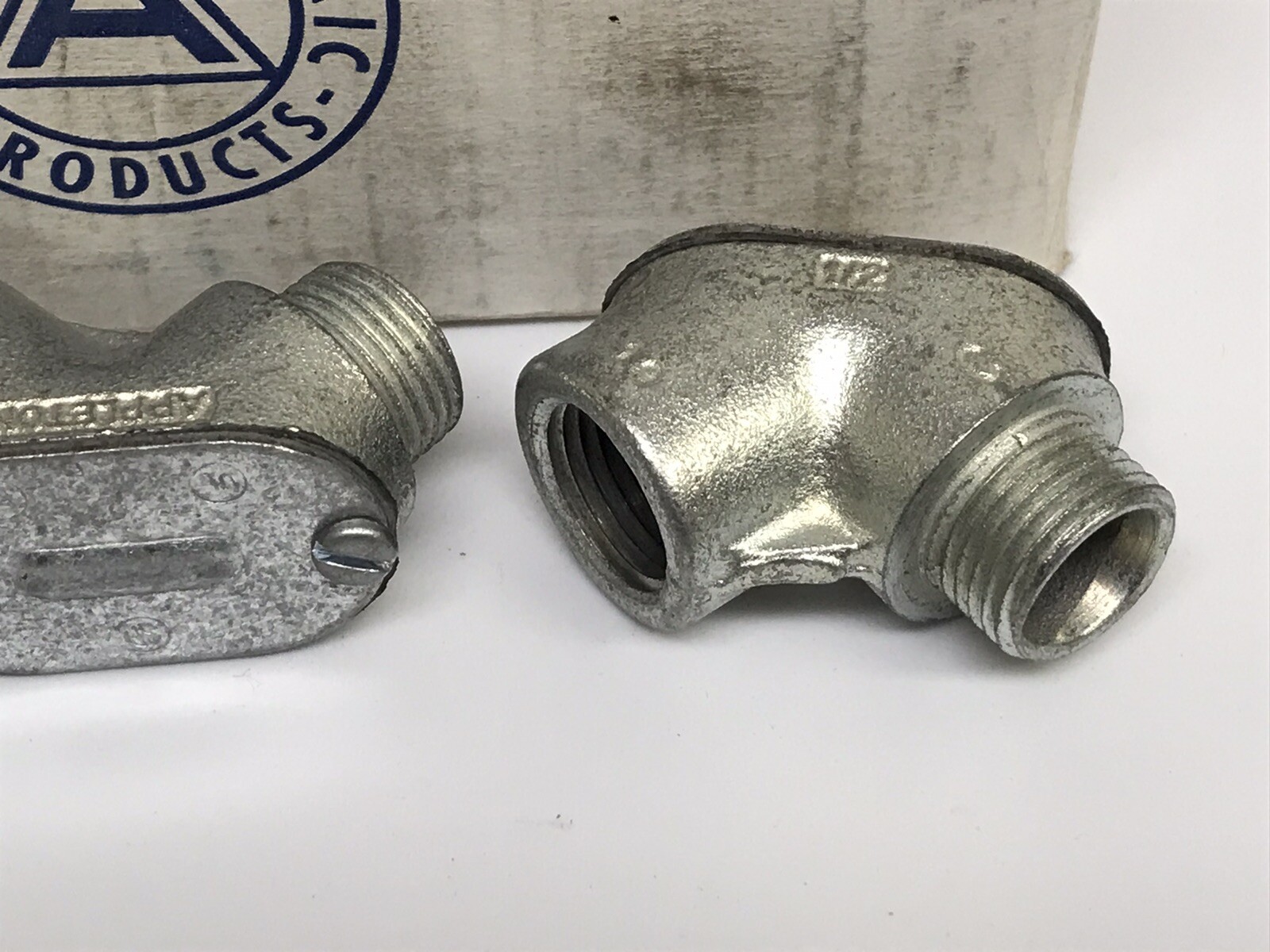 3 Appleton Type MFL-50 Conduit Pulling Elbows 1/2" Threaded M/F 90 ...