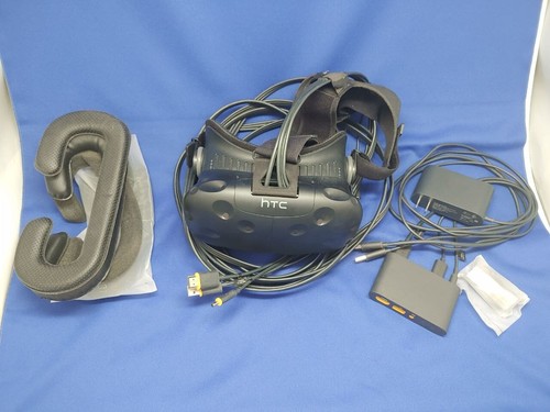 HTC Vive 1.0 VR Headset with Original cables and Link Box - TESTED ...