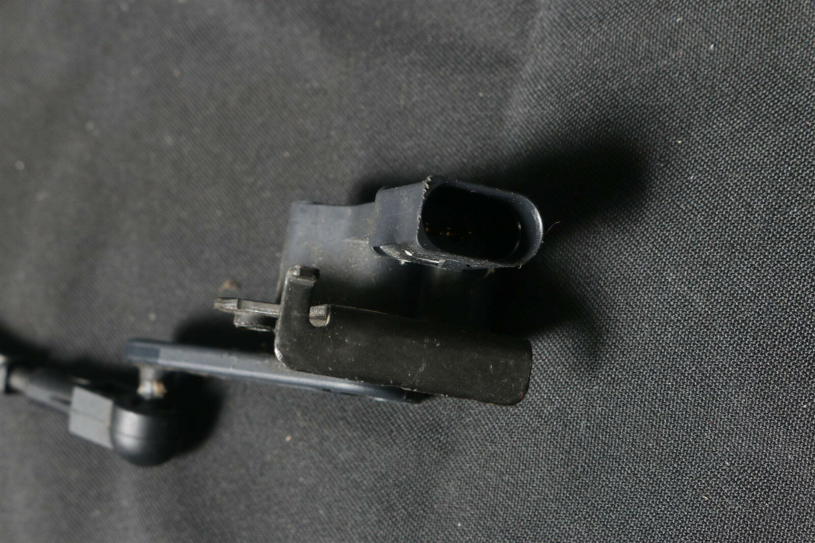 110km Audi A4 8W A5 F5 Niveausensor hinten rechts HR 8W0941310B C ...