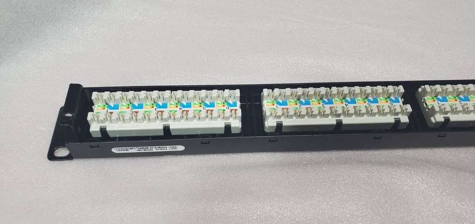 COMMSCOPE UNIPRISE SOLUTIONS UNP-6A-DM-1U-24 76018042 24 Port Patch ...