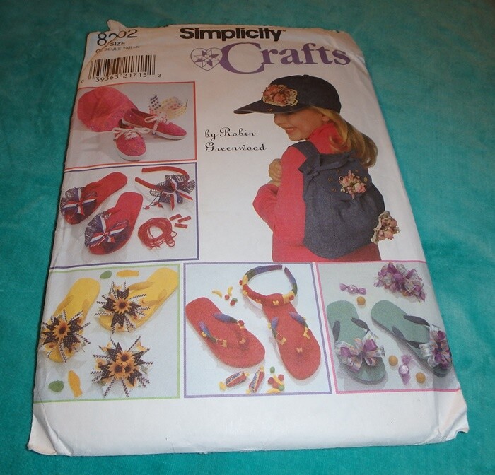 SIMPLICITY CRAFT PATTERN 8202 ~ CHILDS BACKPACK HAT DECORATIONS *UNCUT ...