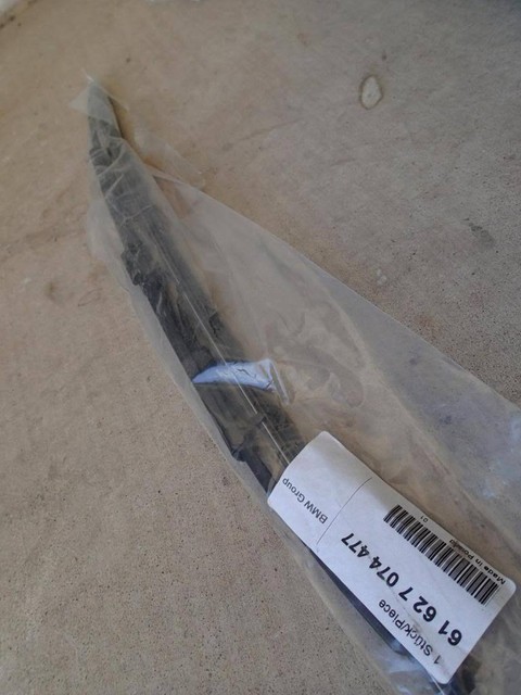 BMW 5 E39 Touring Rear Window Wiper Blade 61627074477 Genuine for sale ...