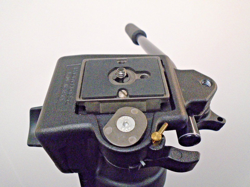 Manfrotto 190XPROB 62" Camera Tripod With 128RC Head *& Jessops Case ...